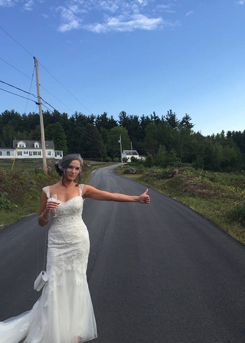 This Bride Hitchhiked to Her Own Wedding After the Limo Got a Flat Tire ...